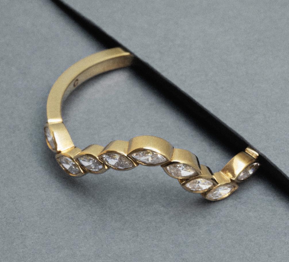 CINCO Diamond Rings – Timeless Gold & Silver Icons